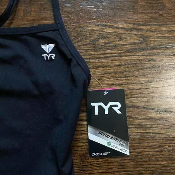 TYR | Swim | Tyr Womens Durafast One Solids Cutoutfit Swimsuit | Poshmark